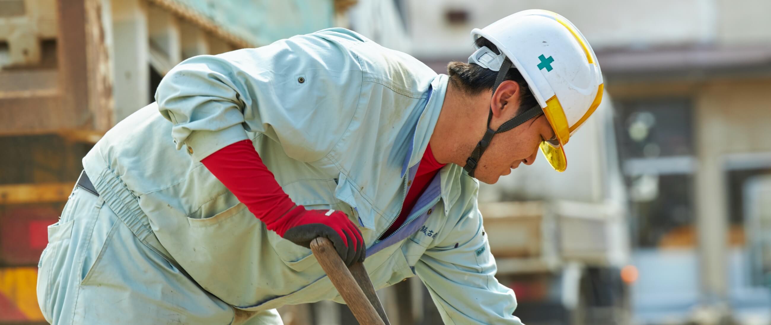 #INTERVIEW 01 | 飯古グループ公式サイト | 建設・隠岐牛畜産・定置網漁から海士町の生活基盤を支える